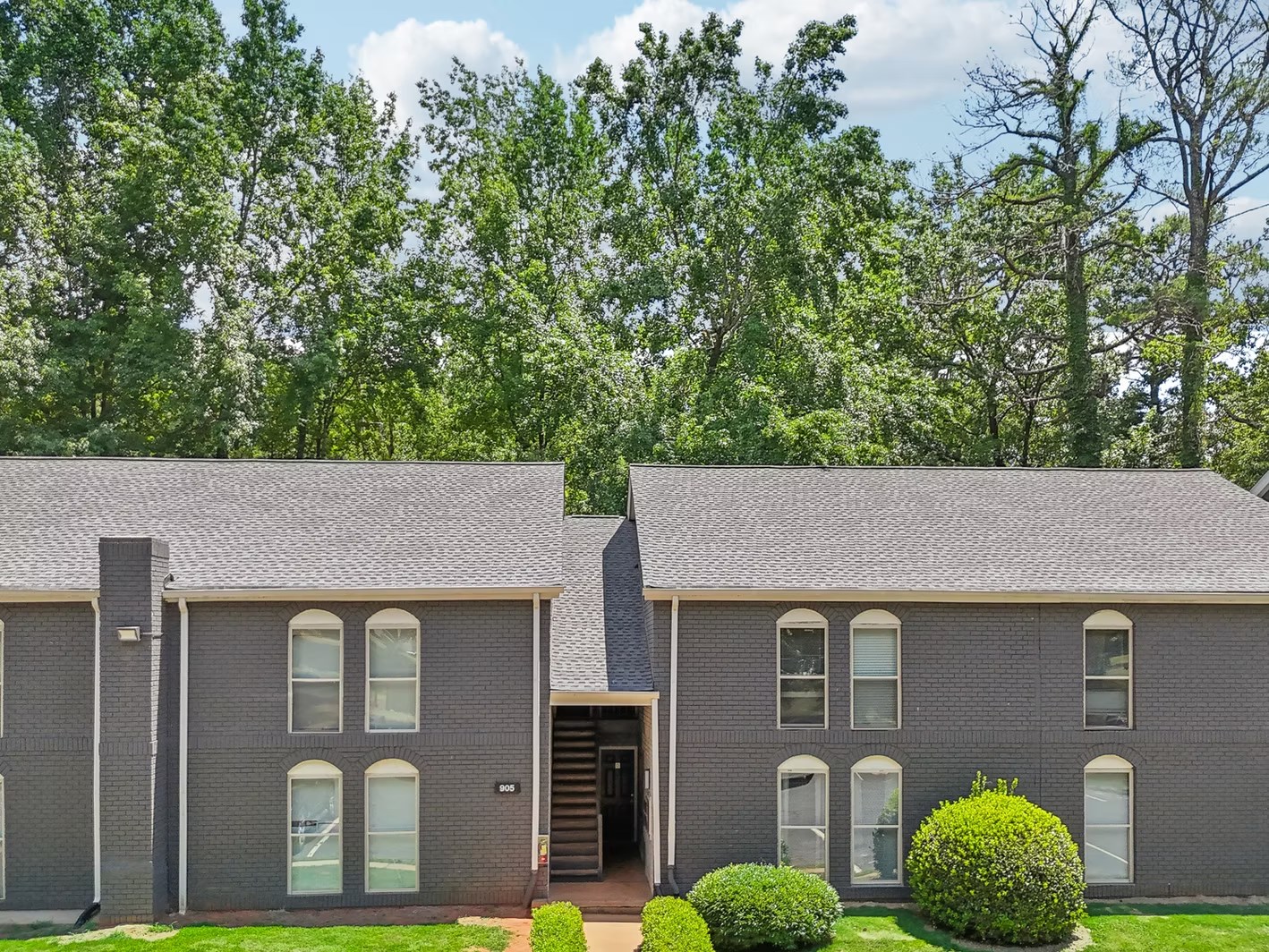 Photos - Avondale Village